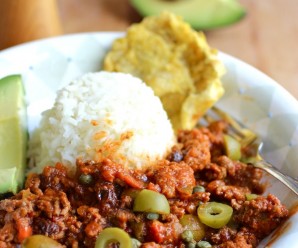 Picadillo Cubano (Cuban Ground Beef Dish) - My Colombian Recipes