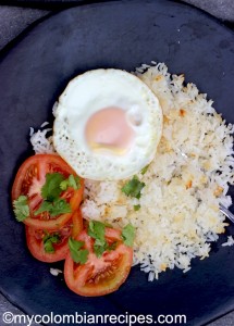 Pegao de Arroz o Pega (Crispy White Rice) - My Colombian Recipes