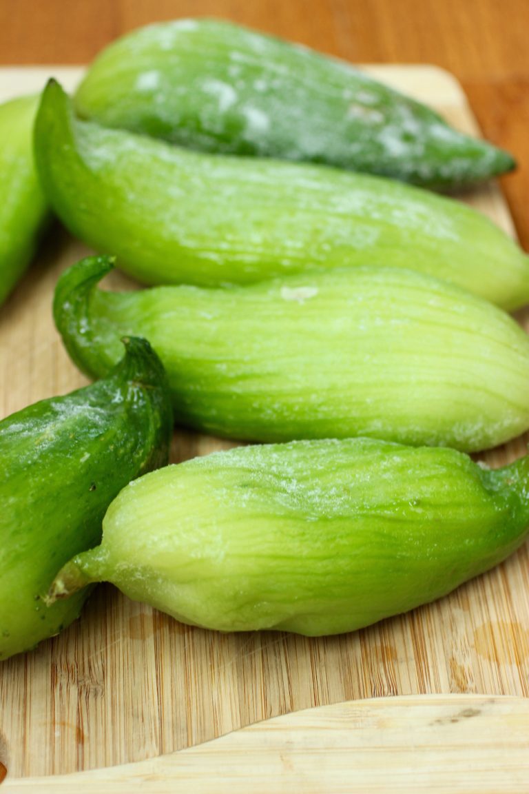 Pepinos Rellenos de Carne (Caigua Stuffed with Beef) - My Colombian Recipes